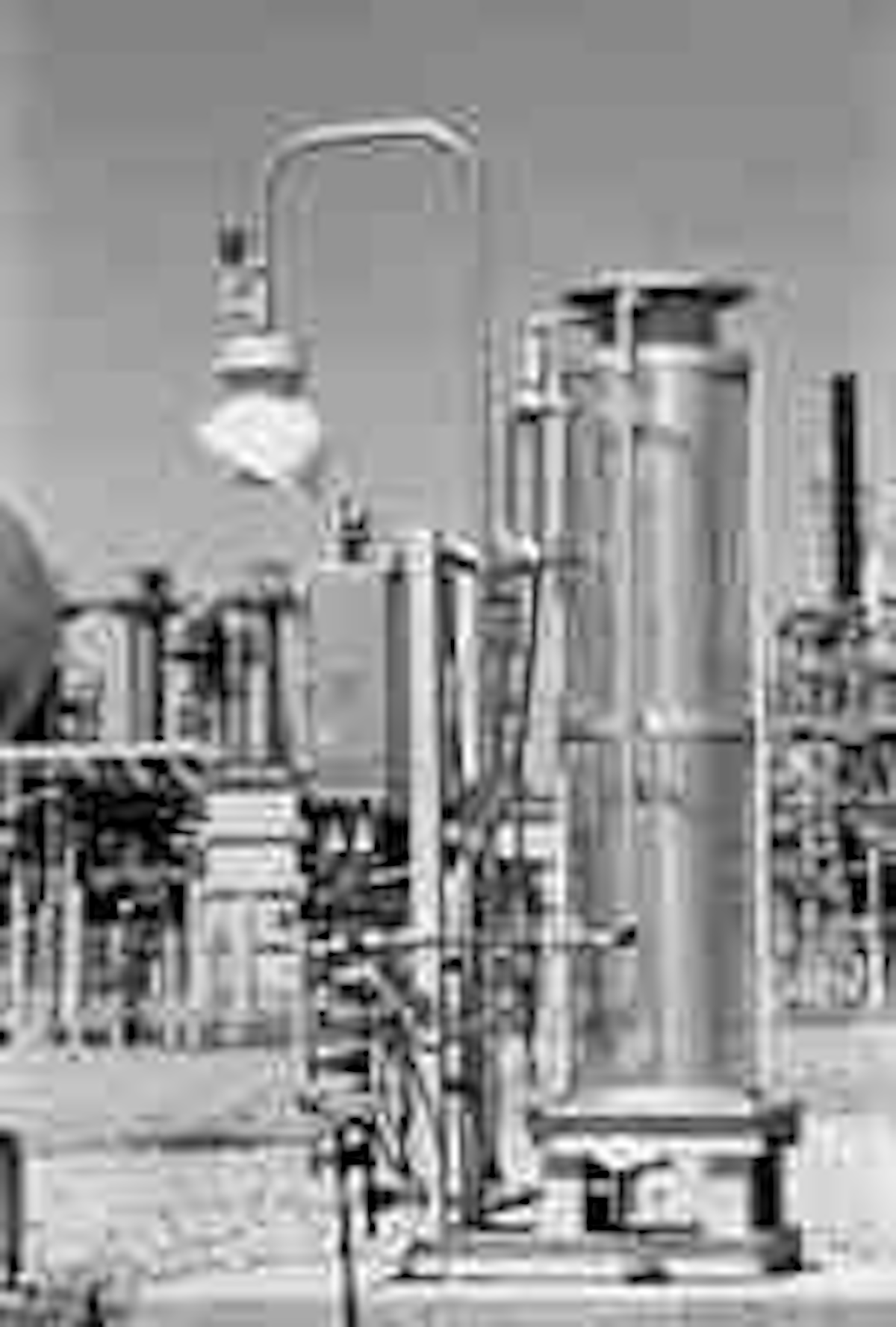 Flameless thermal oxidation reduces emissions at California refinery ...