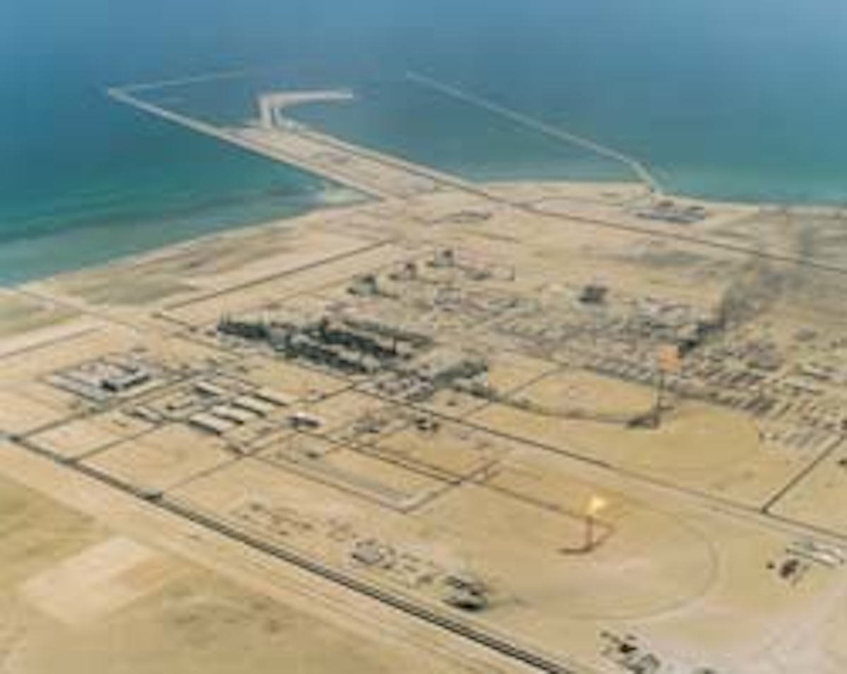 Natural Gas in the Middle East Qatargas Exporting LNG From Qatar's New ...