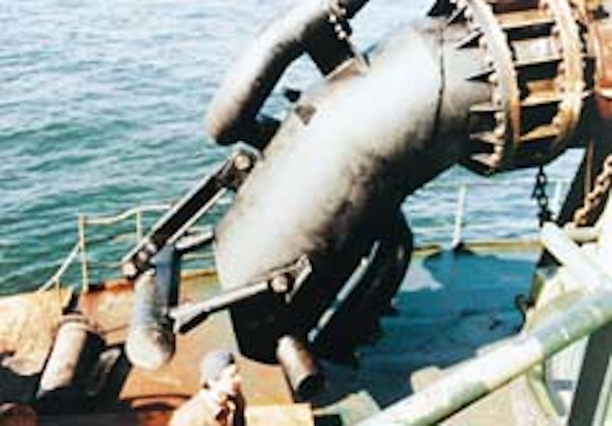 Developments advance subsea pipelaying, inspection, repair | Oil & Gas ...