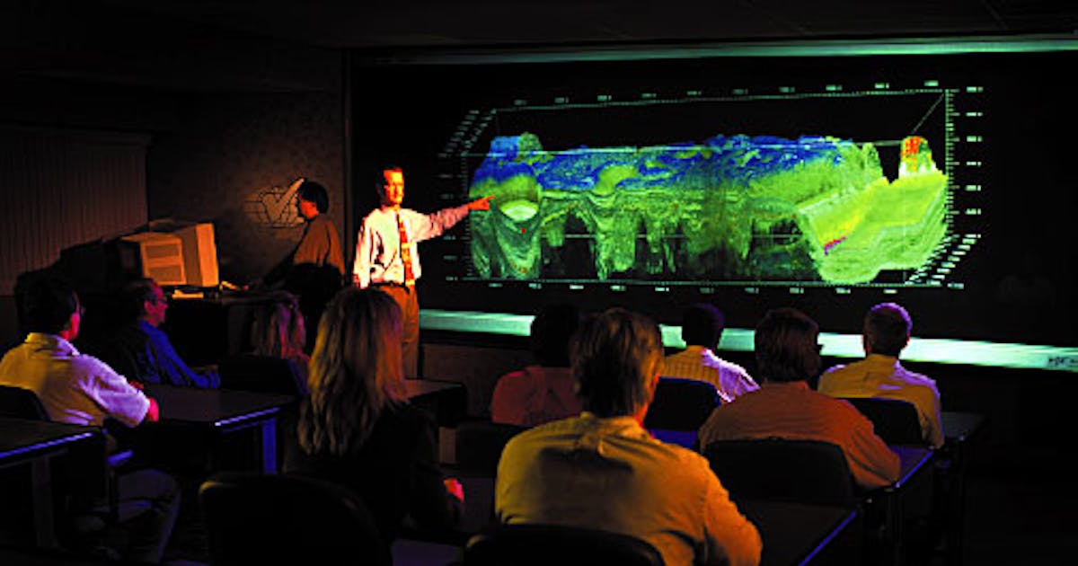 Visualization facilitates large volume, complex 3D seismic ... Visualization facilitates large volume, complex 3D seismic ...