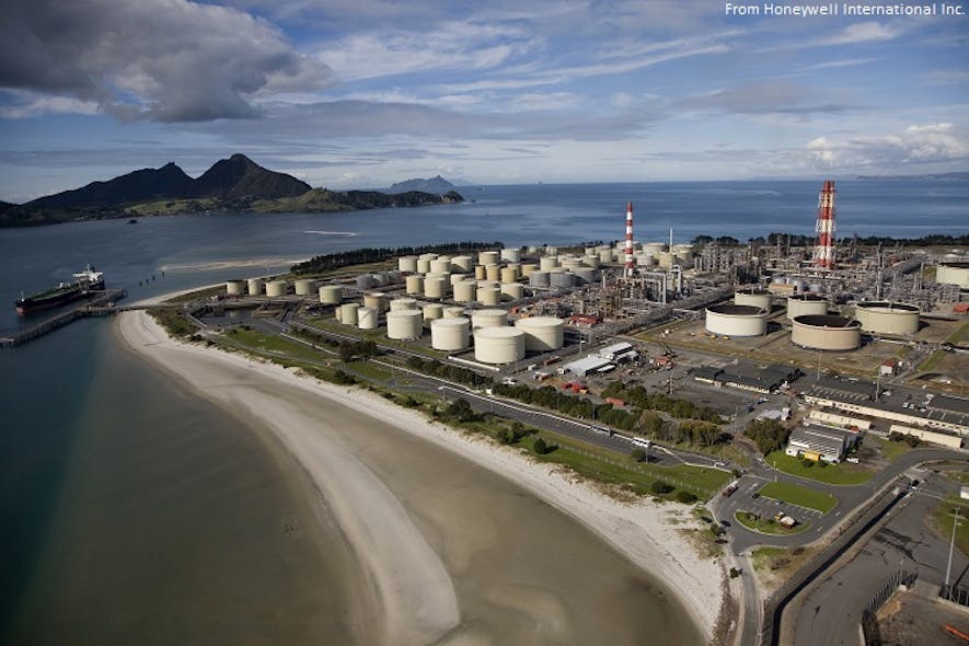 New Zealand refinery lets service contract | Oil & Gas Journal