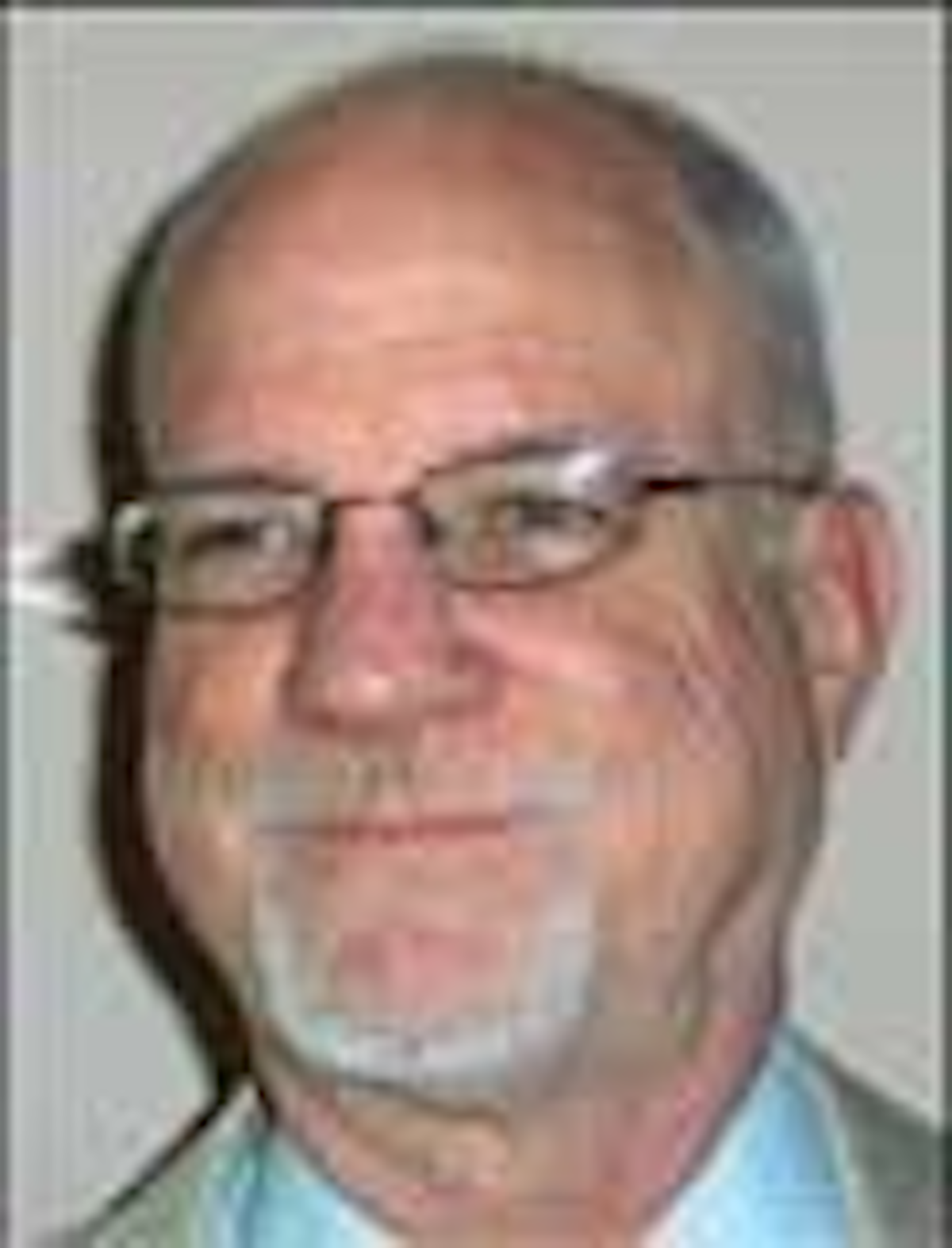 PERSONNEL MOVES AND PROMOTIONS: Shell changes senior management ...