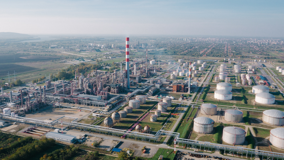 Serbia’s NIS lets contract for Pancevo refinery | Oil & Gas Journal