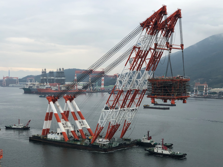 Coral-Sul FLNG completes topsides installation | Oil & Gas Journal
