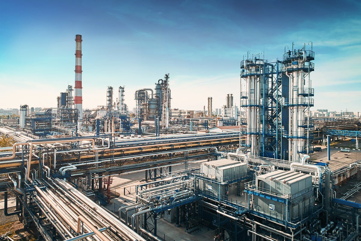 Gazprom Neft lets contract for new complex at Moscow refinery | Oil ...