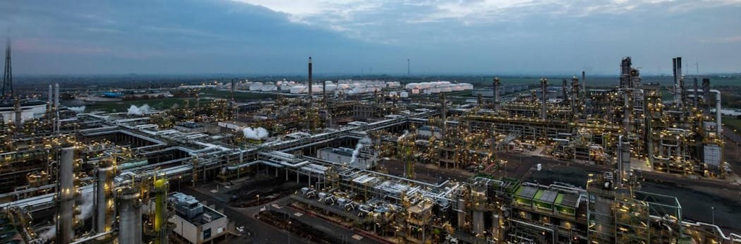 TotalEnergies lets contract for Leuna refinery maintenance | Oil & Gas ...