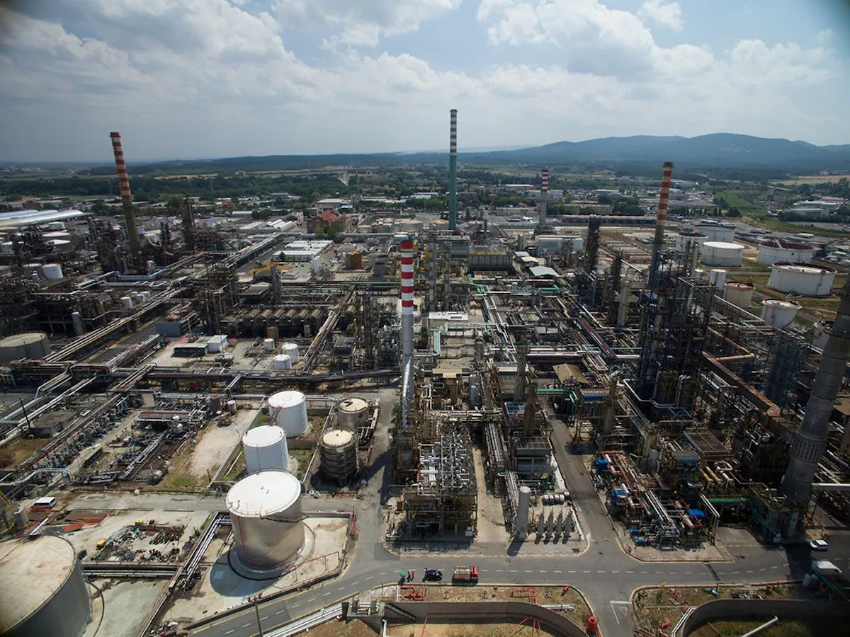 Eni weighs Livorno refinery-to-renewables conversion project | Oil ...