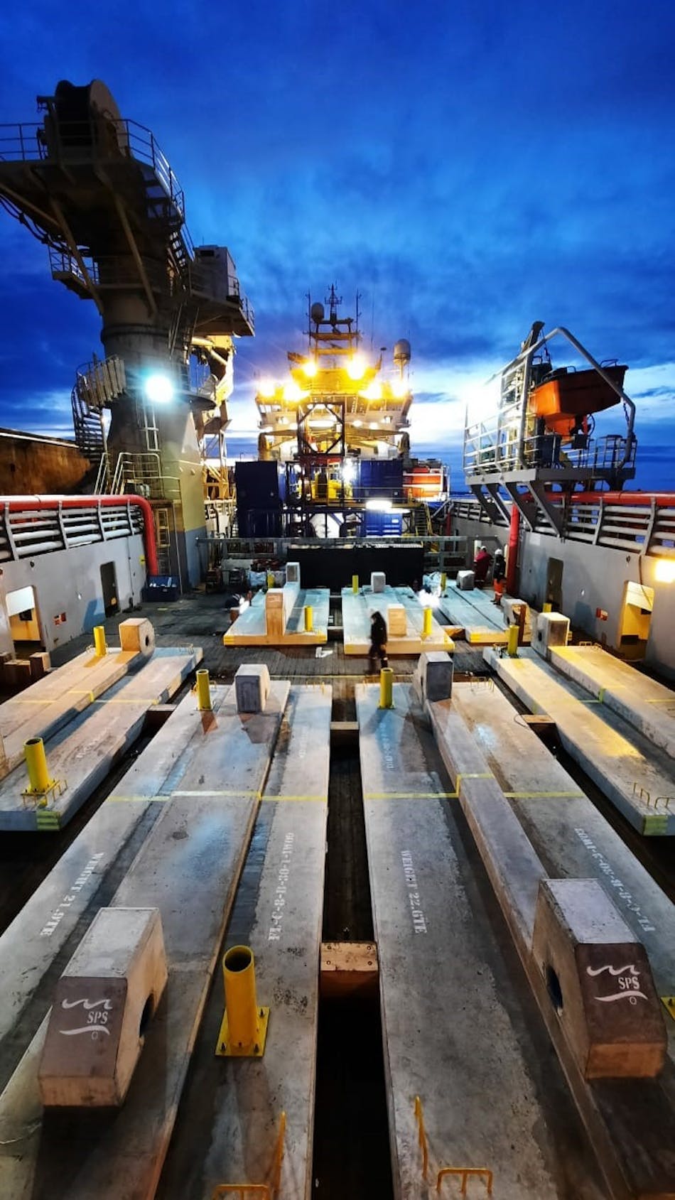 TotalEnergies starts Fenix pipelay work | Oil & Gas Journal