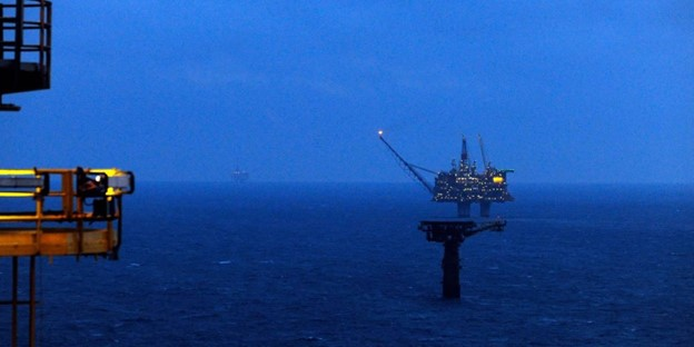 Petronas awards Kasawari development compression | Oil & Gas Journal