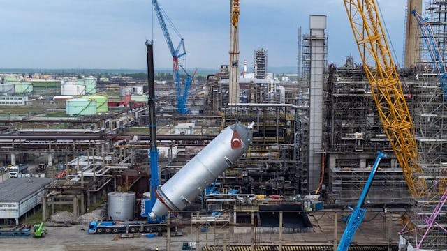 OMV Petrom wraps coke-drum replacement project at Petrobrazi refinery ...