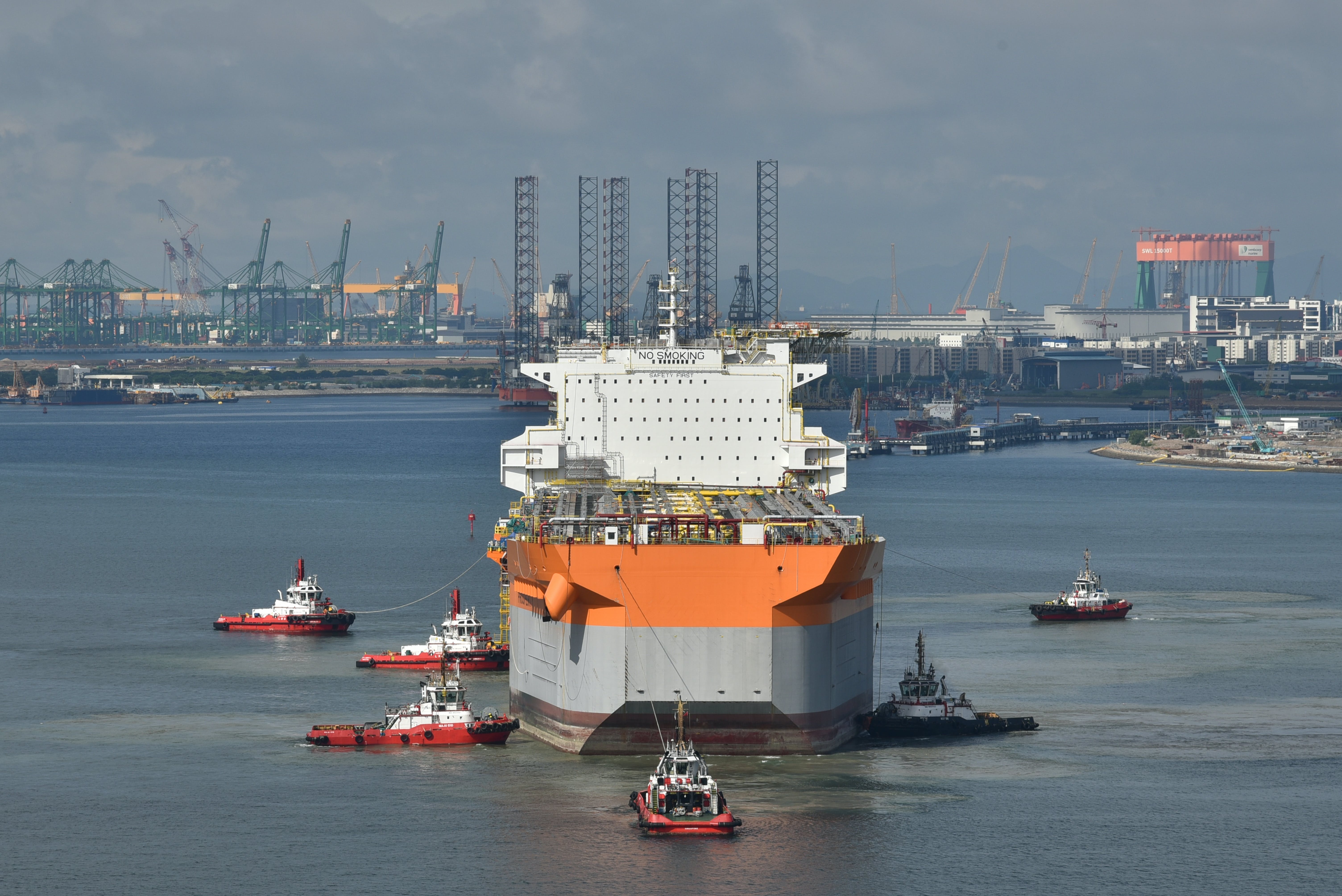 ExxonMobil commissions Zafiro field platform | Oil & Gas Journal