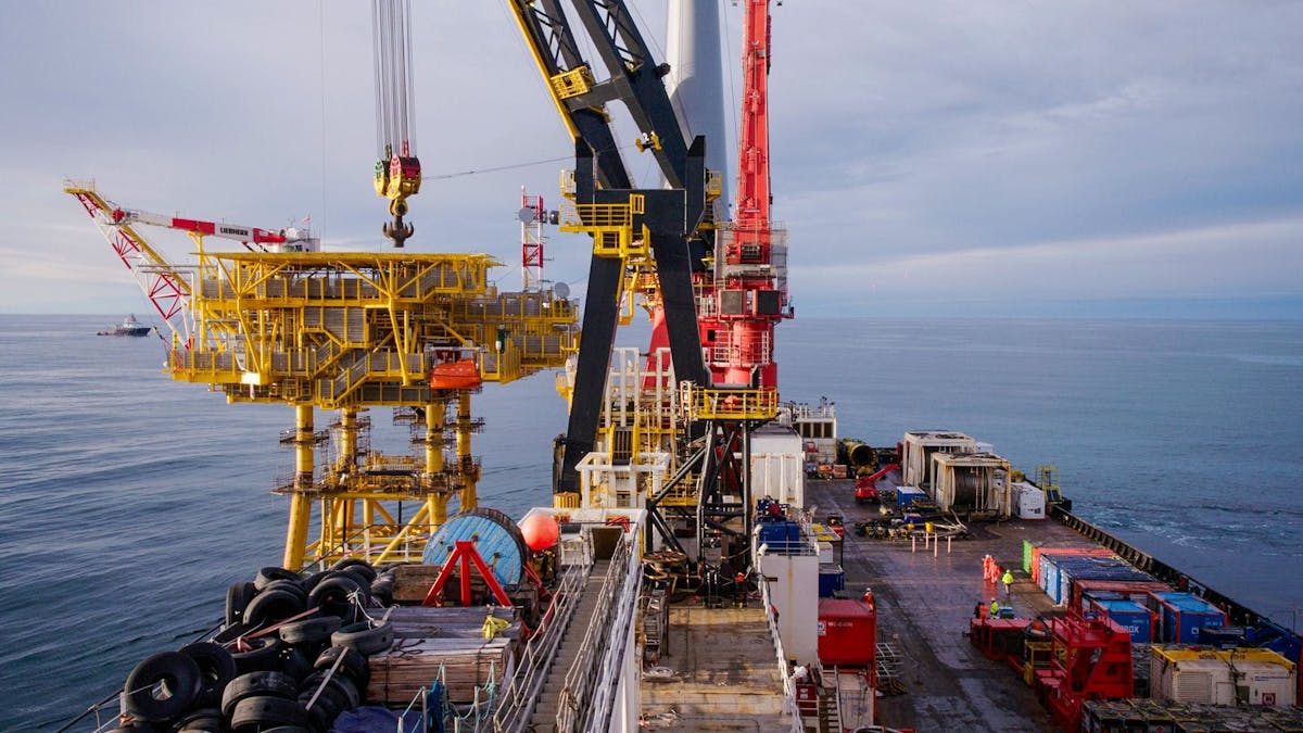 Fénix offshore gas development advances with platform installation ...